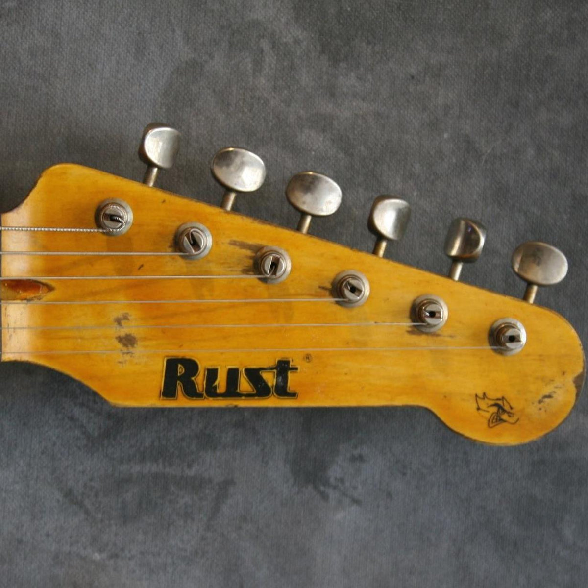 Rust – 30th Street Guitars