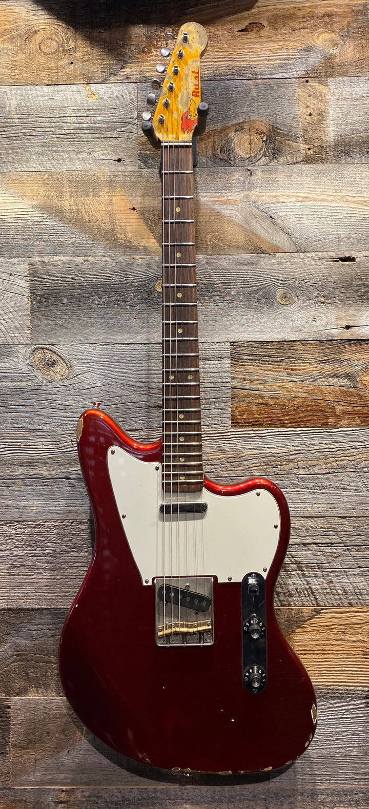 Rust – 30th Street Guitars